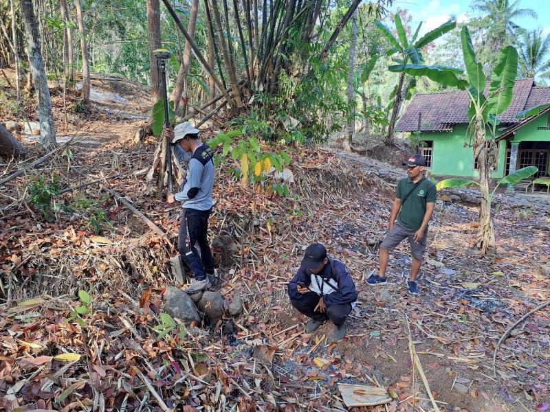 PENGUKURAN BIDANG TANAH PROGRAM PTSL